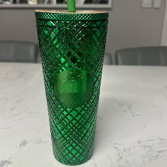 Starbucks | Accessories | Wicked Starbucks Cup Emerald Cityget Ready ...